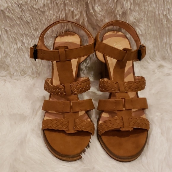 XOXO | Shoes | Nwt Xoxo Tan Suede Sandals | Poshmark
